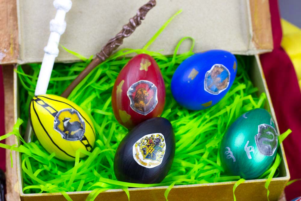 Do It Your Freaking Self - Wizarding World of Harry Potter Easter Eggs ...